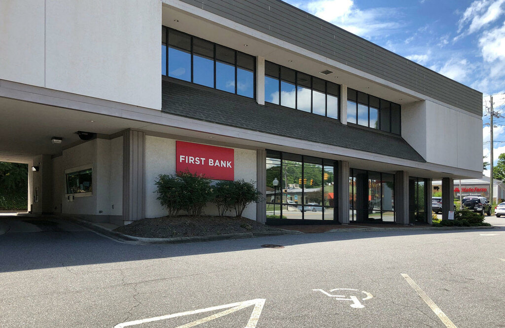 ATM'ler First Bank - Asheville North, Nc, Kuzey Carolina Eyaleti, foto