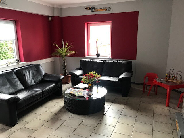 Jant ve lastikçiler Drz Dresdner Reifen Zentrale GmbH, Saksonya, foto