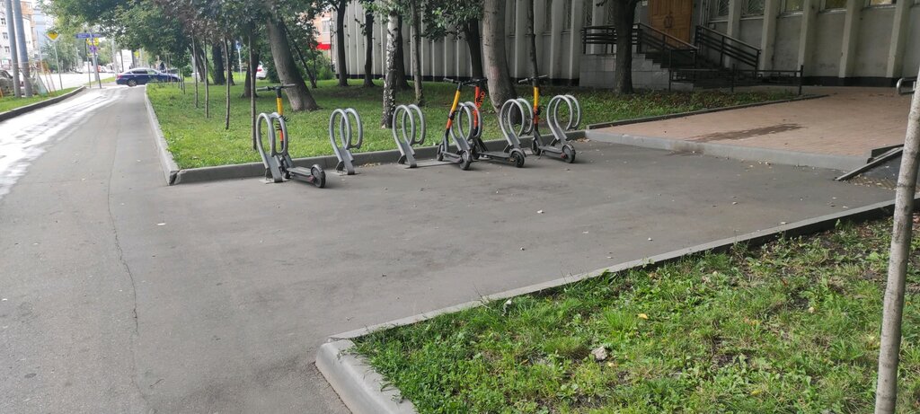 Bisiklet park yerleri Bicycle stand, Moskova, foto
