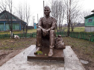 Воин, участник Великой Отечественной войны 1941-1945 гг. (Republic of Bashkortostan, Baltachevskiy rayon, Kuntugushevskiy selsovet, derevnya Yantimirovo, Lesnaya ulitsa), anıt, heykel  Başkurdistan'dan