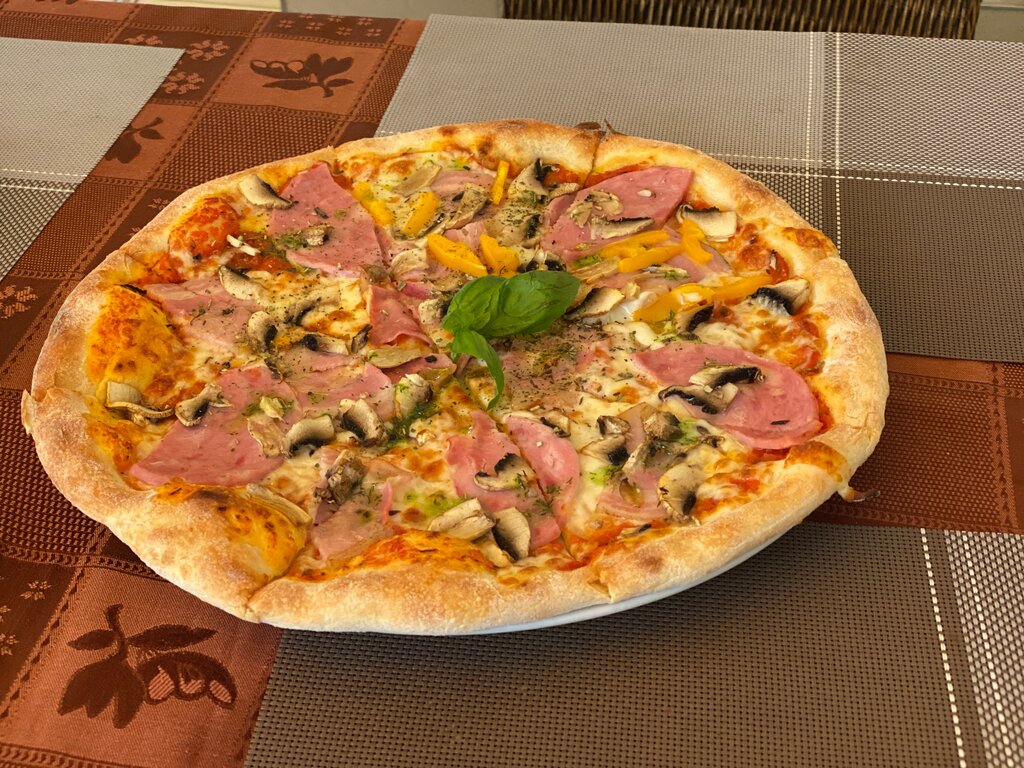 Pizzacılar Kofeynya-pitstseriya Zanzibar, Yalta, foto