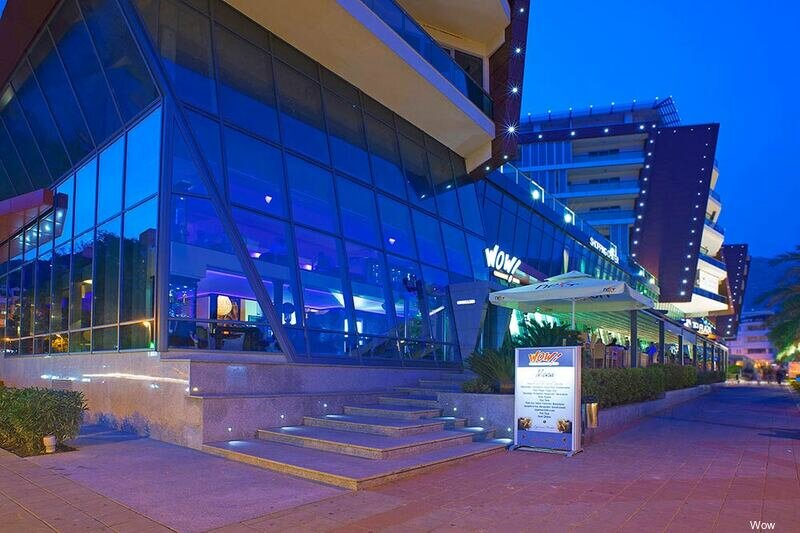 Otel Apartments Status Wow, Dünya, foto