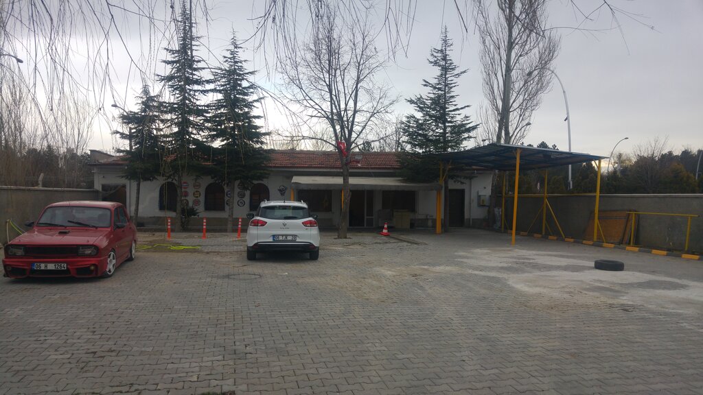 Oto yıkama V8 Oto Yıkama, Ankara, foto
