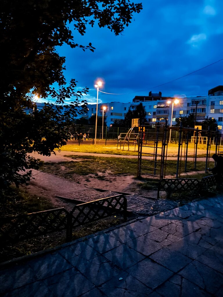 Spor alanı Sports activity location, Naberejniye Çelny (Yar Çallı), foto