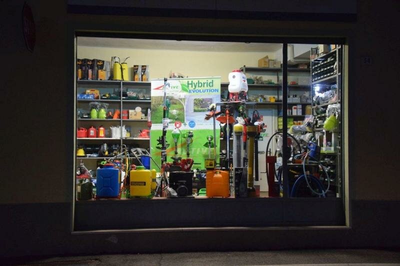 Tarım makineleri, ekipmanlar Boggione, Piyemonte, foto