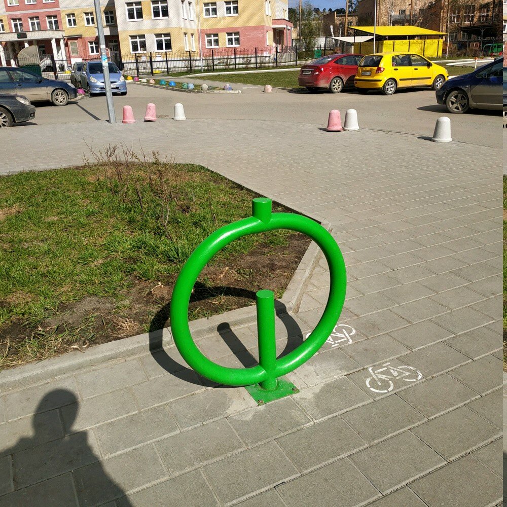 Bisiklet park yerleri Велопарковка, Yekaterinburg, foto