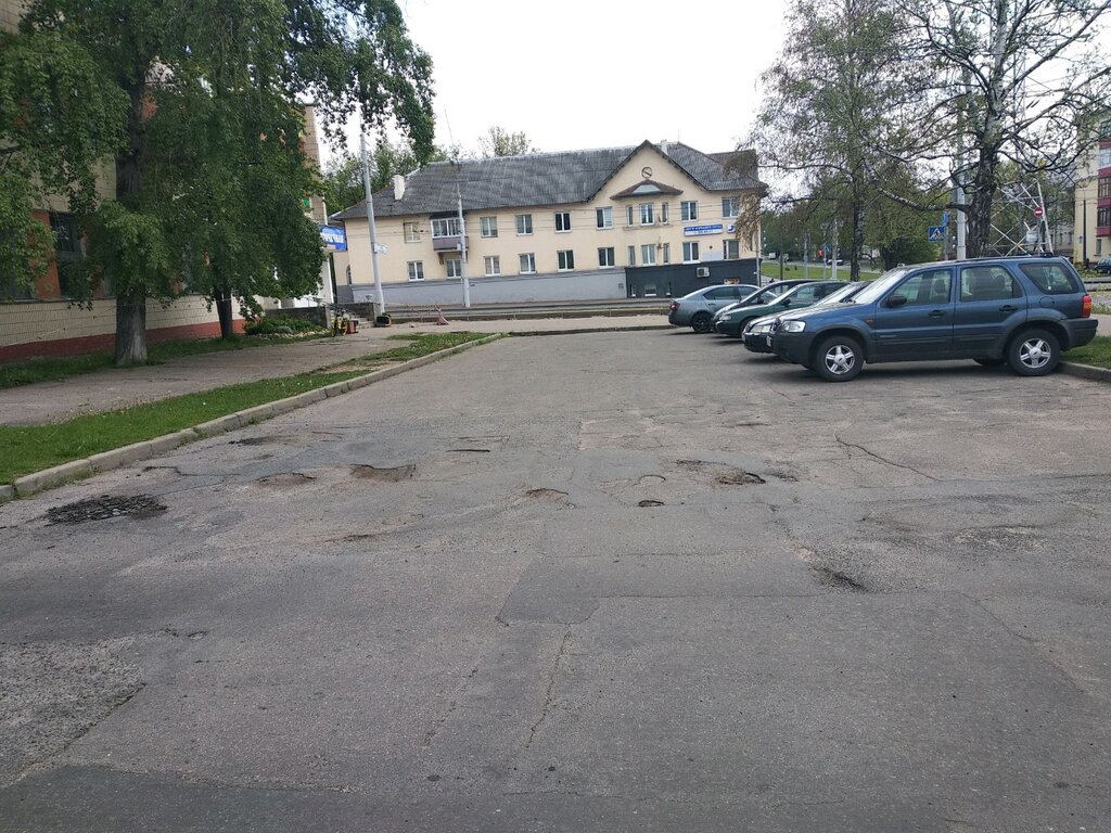 Otoparklar Parking lot, Minsk, foto
