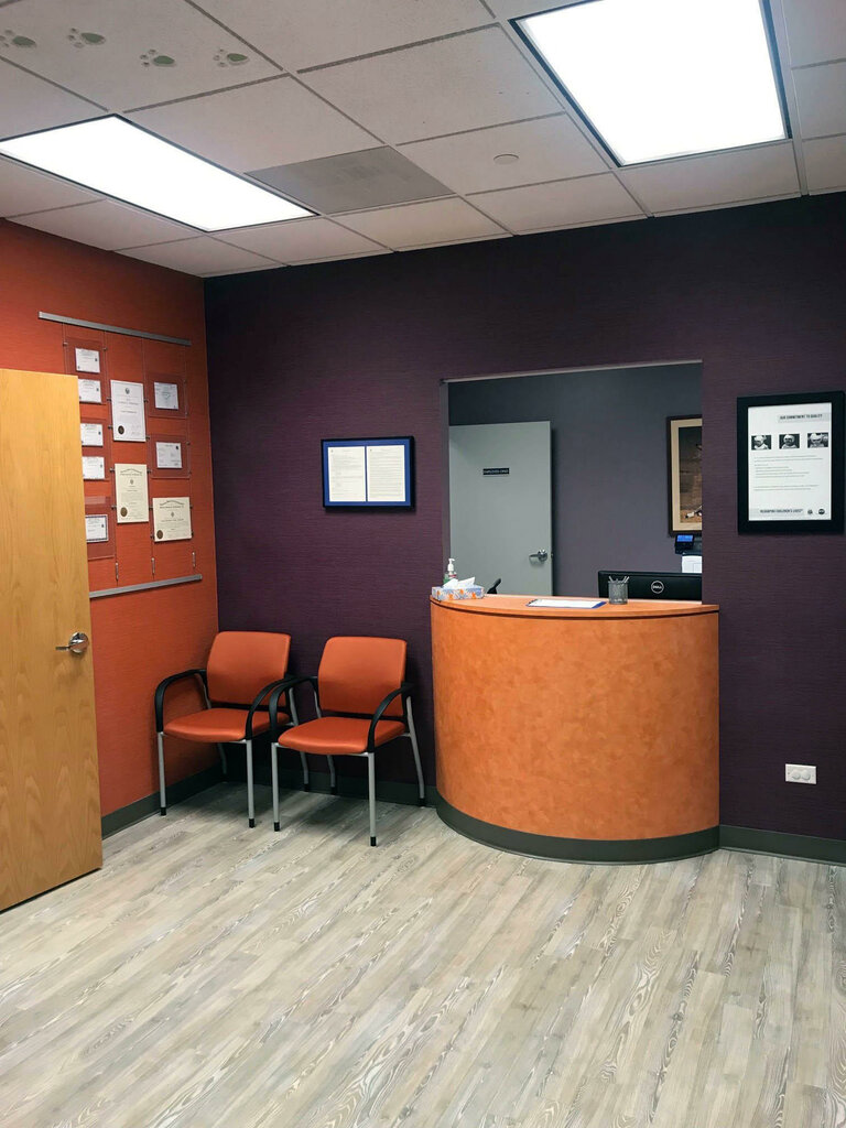 Ortopedik ürünler Cranial Technologies, İllinois, foto