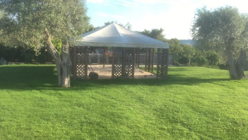 Peyzaj tasarımı A. P. Giardini di Andrea Pisutu, Sardunya, foto