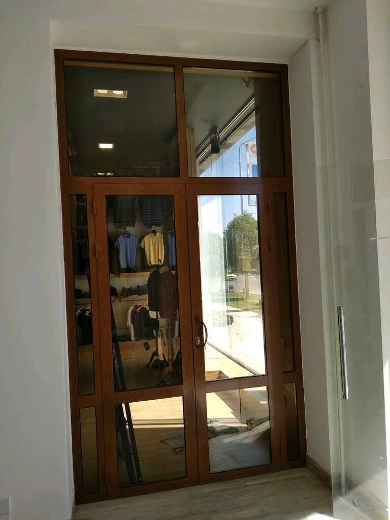 Giyim mağazası Stefano Ricci, Semerkant, foto