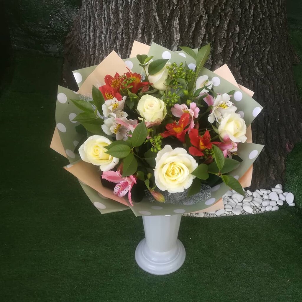 Çiçekçiler Flowers house Akzhan, Almatı, foto