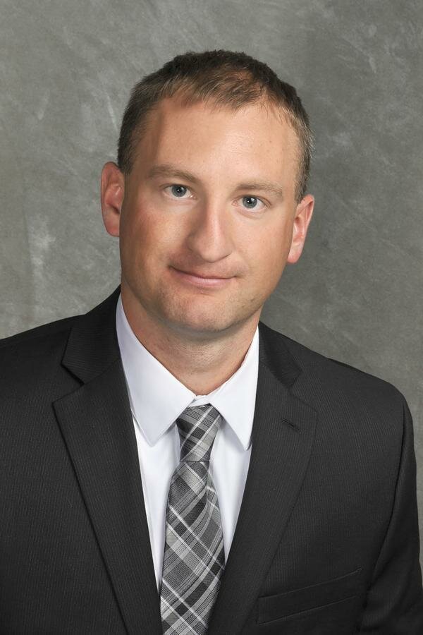 Yatırım fonu firmaları Edward Jones - Financial Advisor: Anthony D Rowley, İllinois, foto