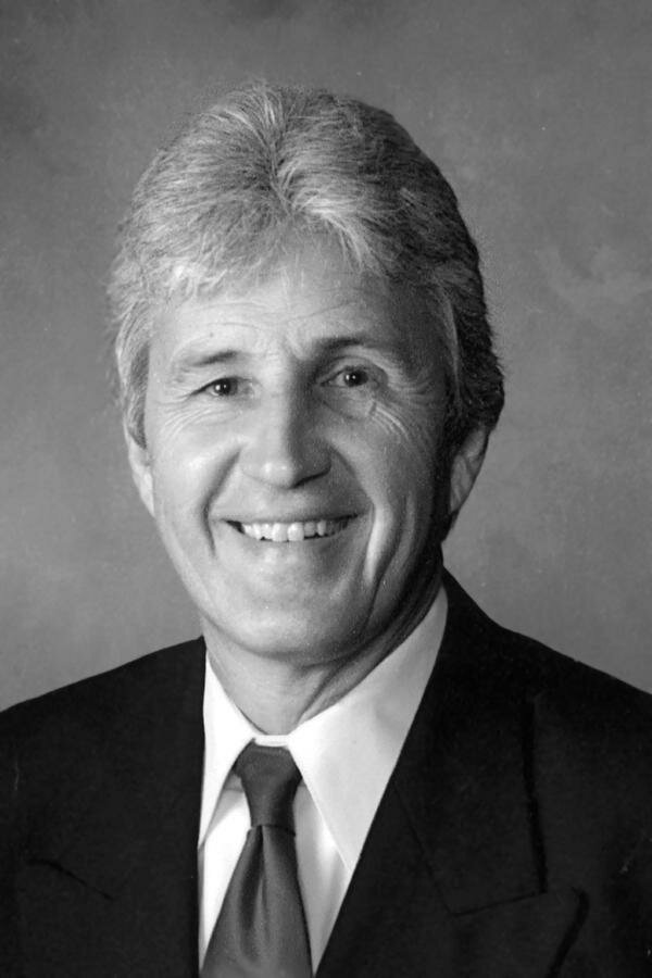 Yatırım fonu firmaları Edward Jones - Financial Advisor: Jordan Silver, Kuzey Carolina Eyaleti, foto