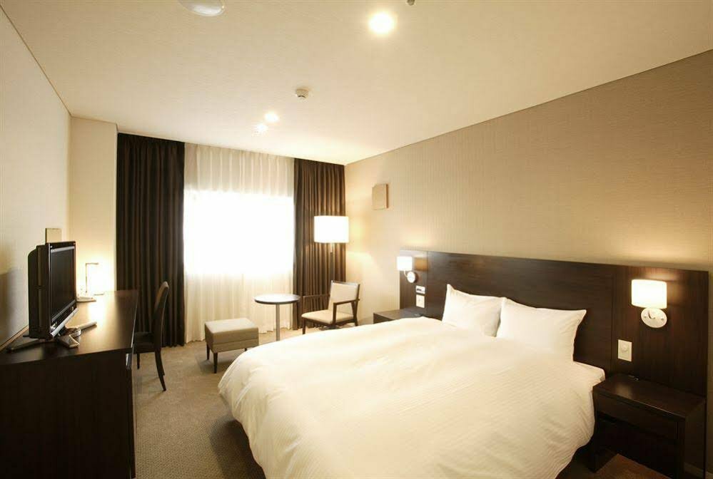 Otel Smile Hotel Hirosaki, Hirosaki, foto