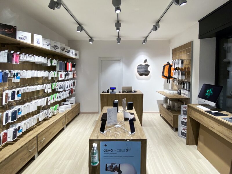 Telekomünikasyon ekipmanları C&c Cortina d'Ampezzo - Rivenditore Apple, Cortina d'Ampezzo, foto