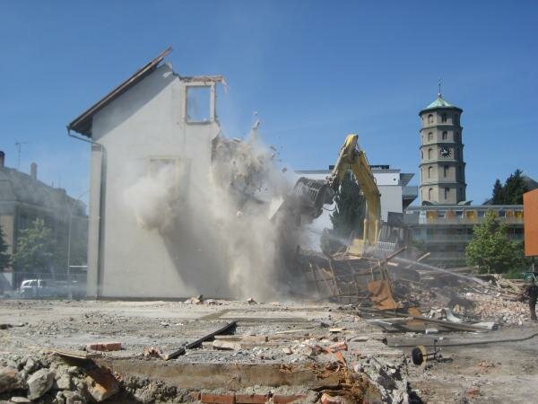 Bina yıkım hizmetleri Gebrüder Ruech Recycling & Altstoffverwertung GmbH, Vorarlberg, foto