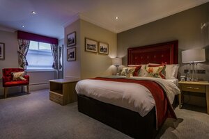 Castle Apartment (Wales, Conwy, Abergele, High Street), otel  Conwy'den