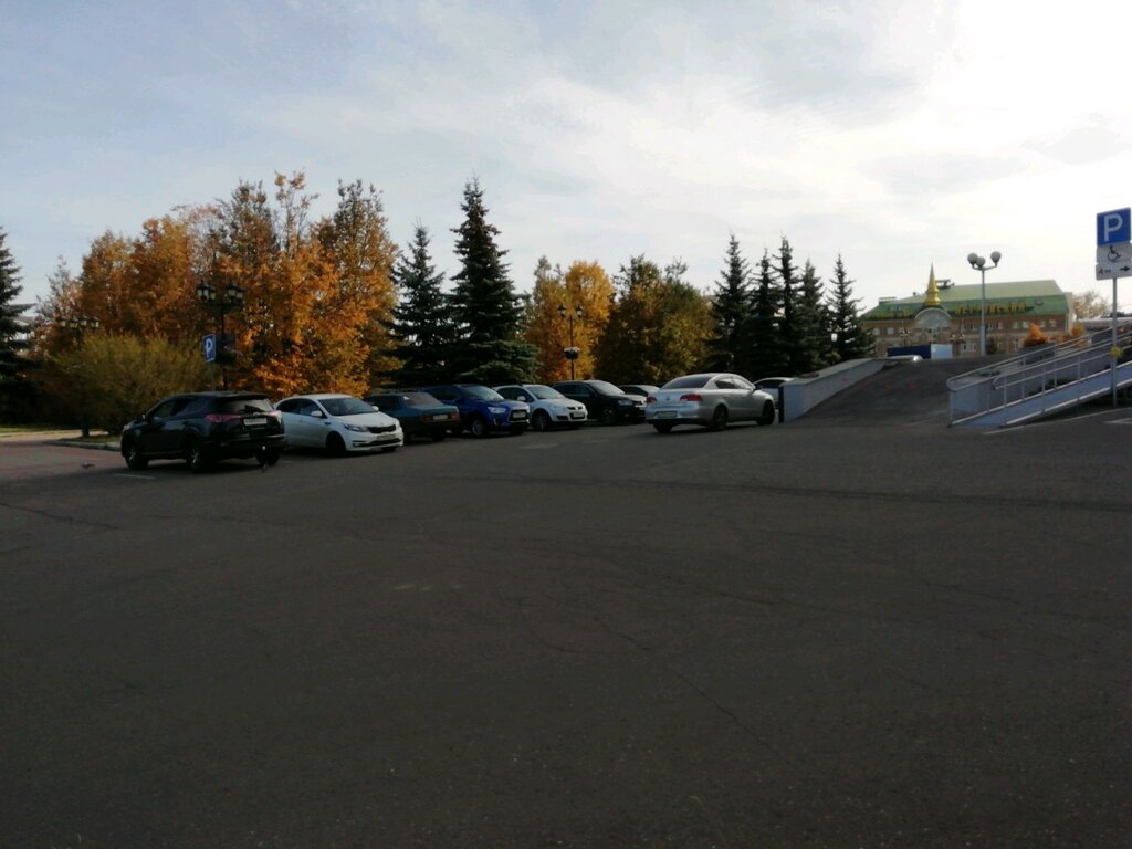 Otoparklar Автомобильная парковка, İvanovo, foto