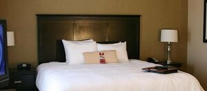 Hampton Inn & Suites Chicago/St. Charles (United States Route 50), otel  Saint Charles'tan