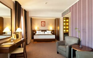 Ramada by Wyndham Cluj (Cluj, Cluj-Napoca, Calea Turzii), otel  Kaloşvar'dan