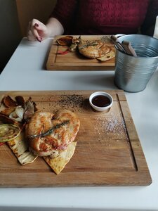 Proжарка (ulitsa Pushkina No:22), fast food  Çernogorsk'tan