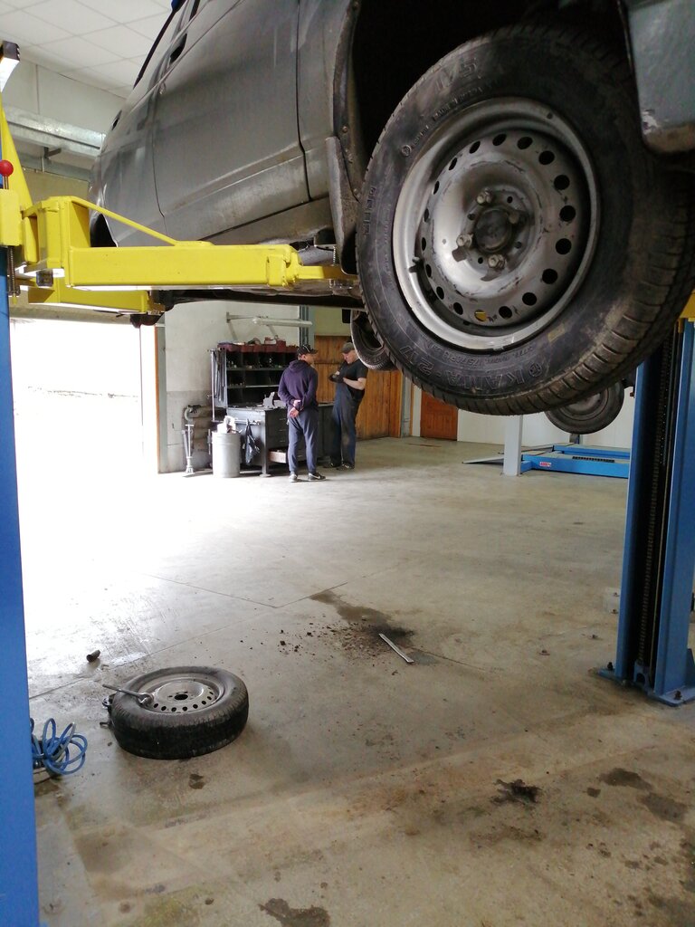 Otomobil servisi Автосервис, Sverdlovskaya oblastı, foto