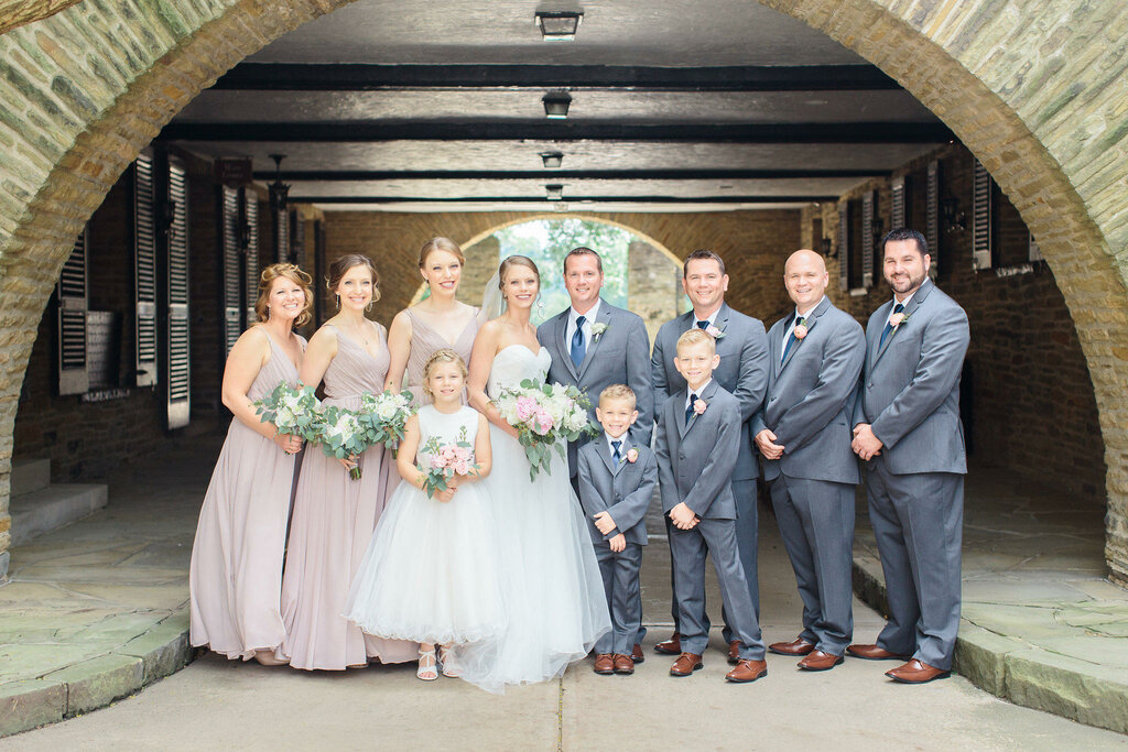Giyim mağazası White Lace Bridal, Pennsylvania, foto