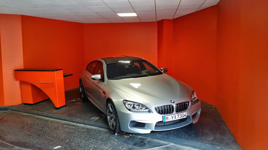 Kamyon ve ağır vasıta satış ve servis firmaları Sixt location de voiture Paris 7, Paris, foto