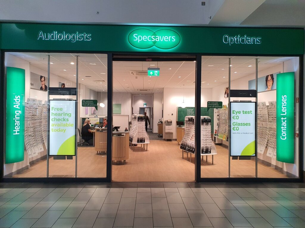 Giyim mağazası Specsavers Opticians & Audiologists - Maynooth, Dünya, foto