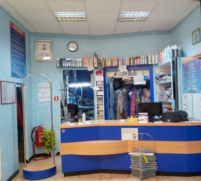 Sanayi ekipmanları firmaları Lavanderia e sanificazione con ozono a Rimini, Rimini, foto