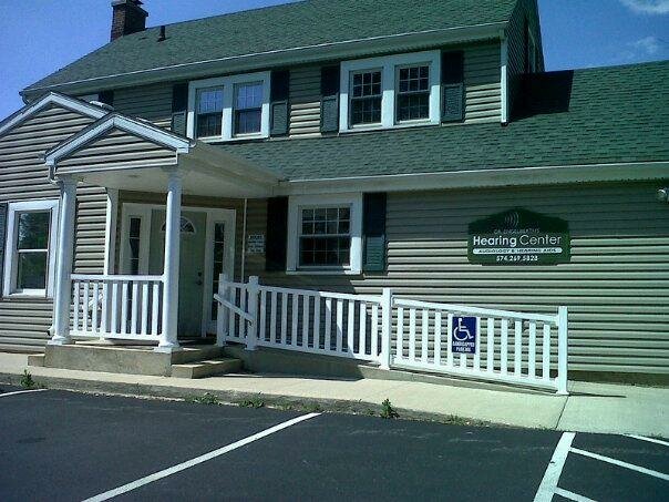 i̇şitme cihazları Dr. Engelberth's Hearing Center, İndiana Eyaleti, foto