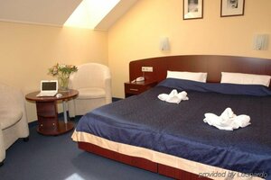 Basilica (Október 6. utca No:6, Budapest), otel  Budapeşte'den