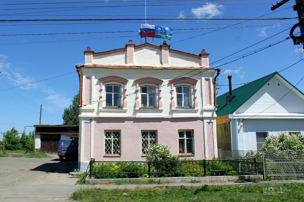 Belediyeler, devlet daireleri Administratsiya s. Shchelkun, Sverdlovskaya oblastı, foto