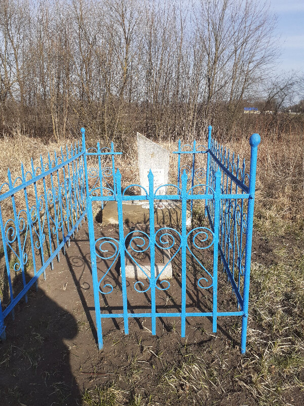 Anıt, heykel Воинское захоронение, Orlovskaya oblastı, foto