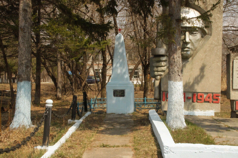Anıt, heykel Братская могила, Primoriye, foto