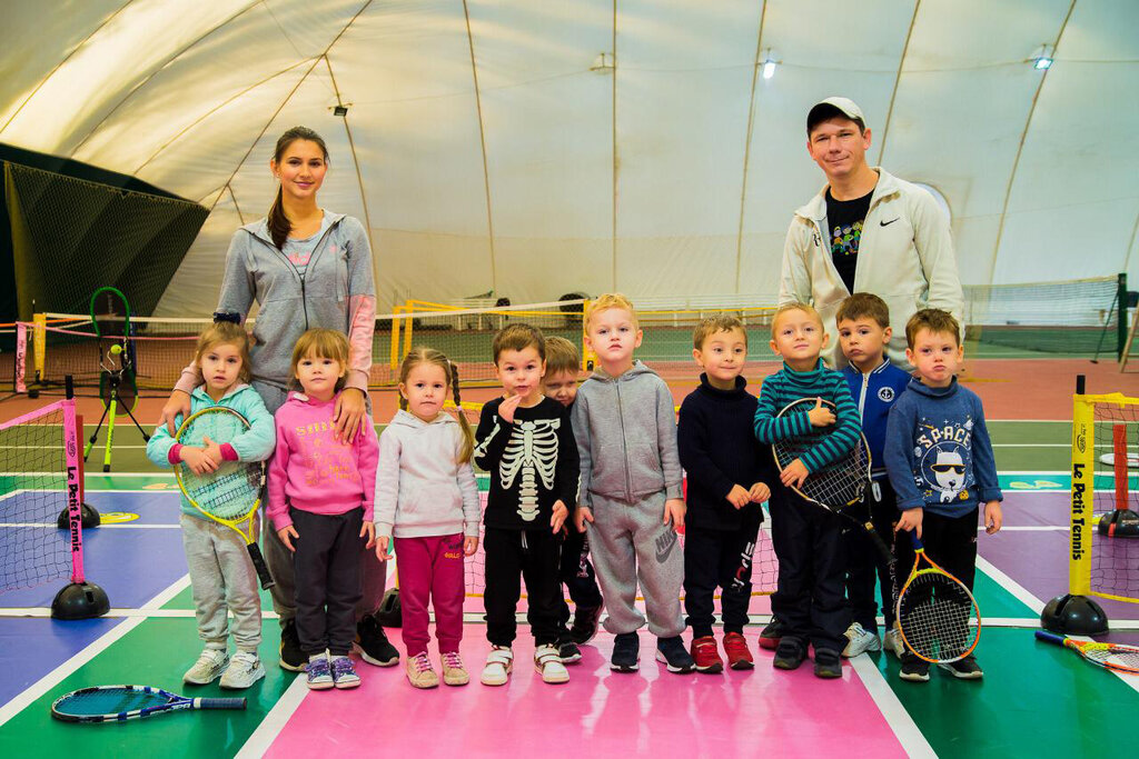 Tenis kulüpleri ve kortları Lapteva Tennis Scool, Saint‑Petersburg, foto