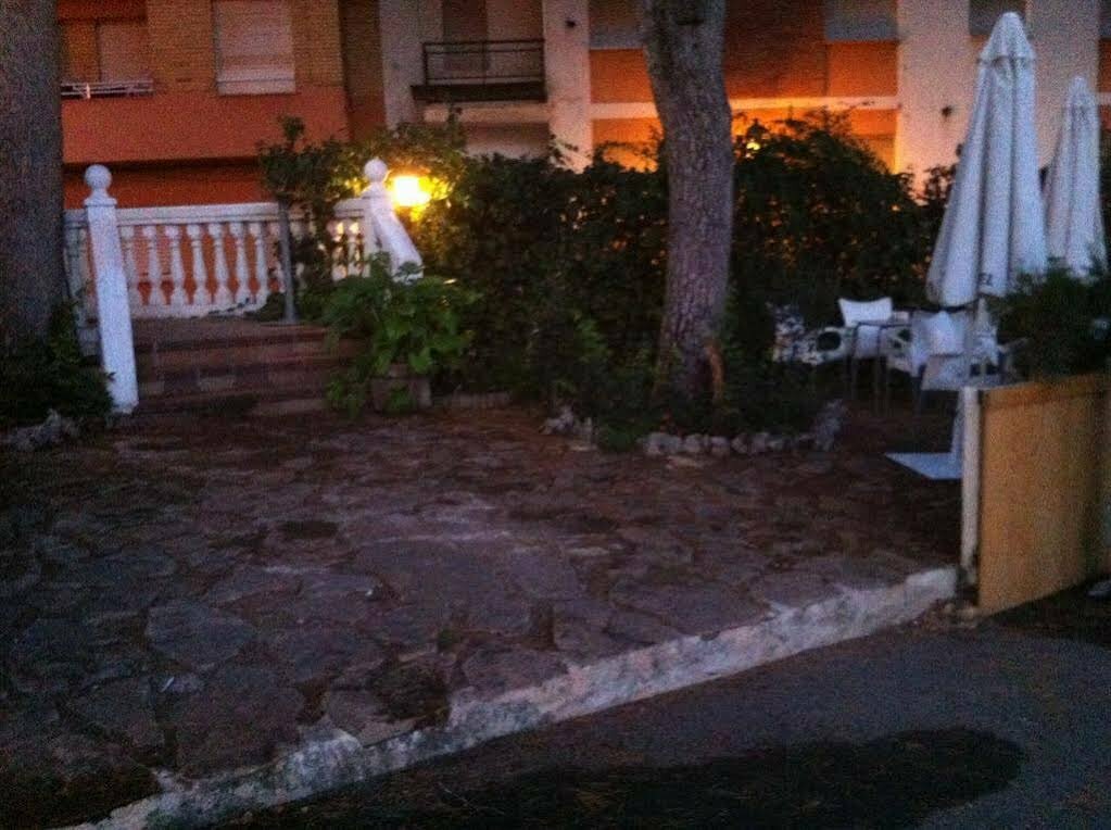 Otel Hostal Victoria, Valensiya, foto