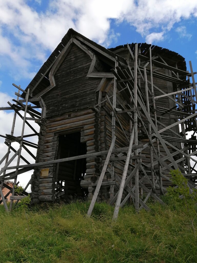 Ortodoks kiliseleri Tserkov Pokrova Presvyatoy Bogoroditsy V Soyale, Arhangelskaya oblastı, foto