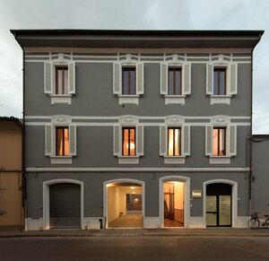 Residenza Cavour (Tuscany, province of Florence, Empoli, Via Cavour, 20), otel  Empoli'den