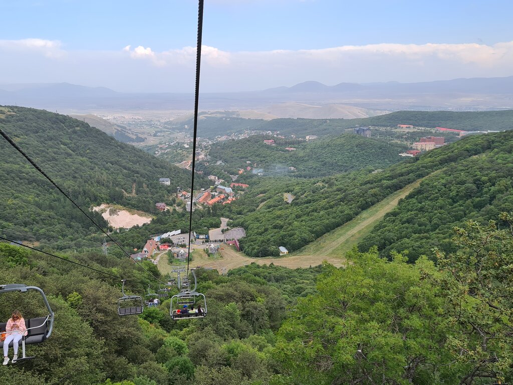 Hızlı ulaşım istasyonu Ropeway Tsaghkadzor, Kotayk, foto