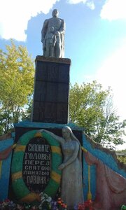 Воинам, павшим в годы Великой Отечественной войны (Altai Territory, Krutikhinskiy rayon, selo Buyan, Tsentralnaya ulitsa), anıt, heykel  Altayski krayından