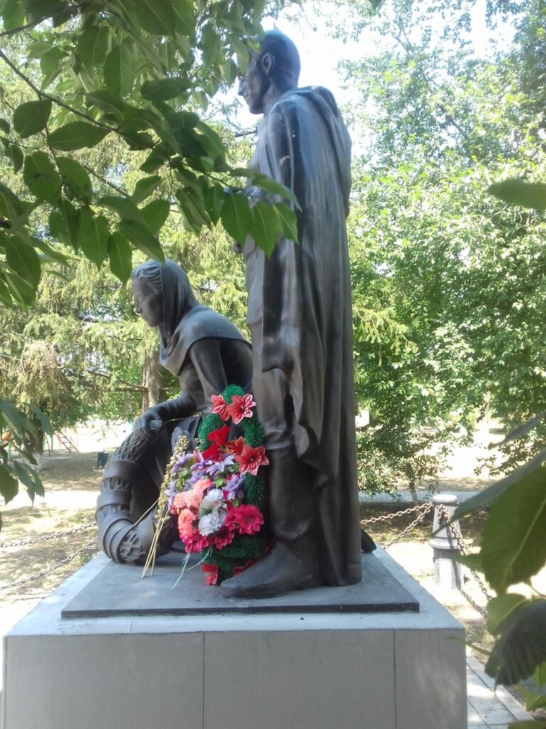 Anıt, heykel Воинам Великой Отечественной войны, Rostovskaya oblastı, foto