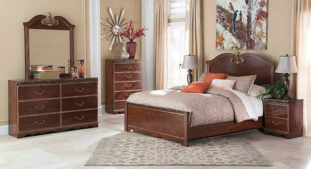 Raf hizmetleri Central Furniture, Chicago, foto