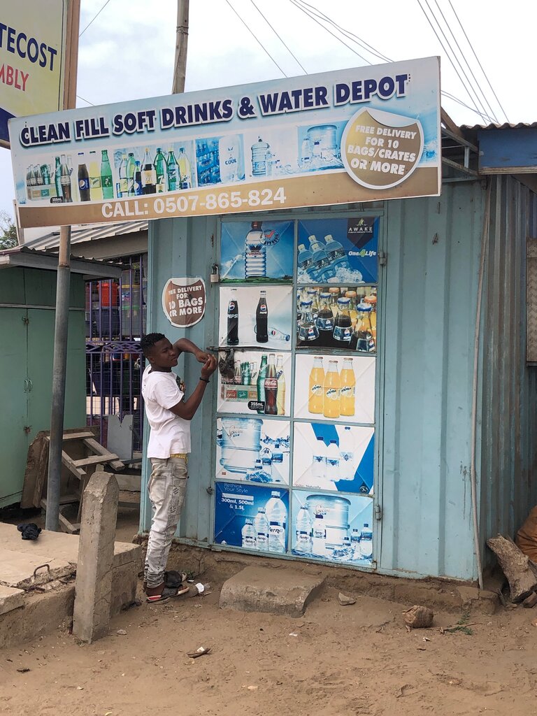 Su satışı Clean Fill Soft Drinks & Water Depot, Dünya, foto