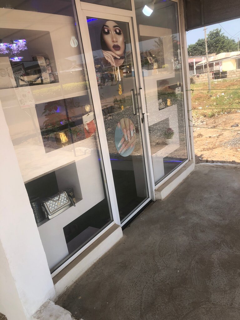 Güzellik salonu Ginaovial, Dünya, foto