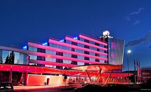 Perla (Nova Gorica, Kidričeva ulica), otel  Nova Gorica'dan
