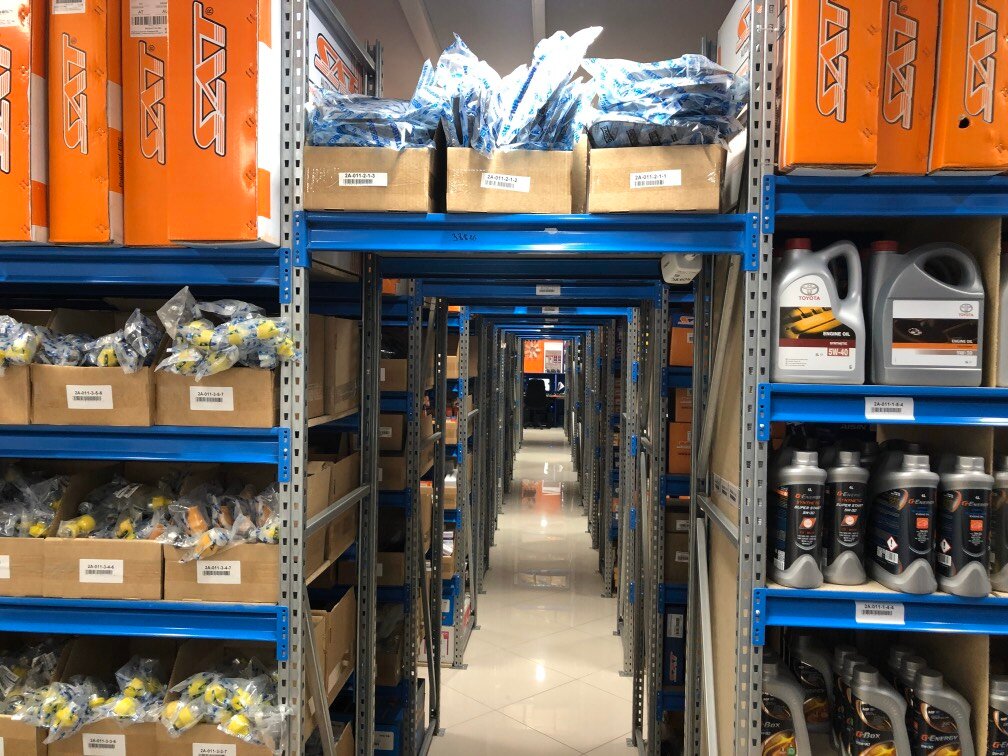 Otomobil yedek parçaları Автотрейд, Tomsk, foto