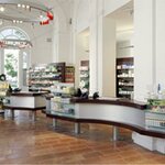Kurapotheke im alten Kurmittelhaus (Oppauerplatz No:104, Bad Aussee), diyet ve diyabetik ürünler  Steiermark'tan