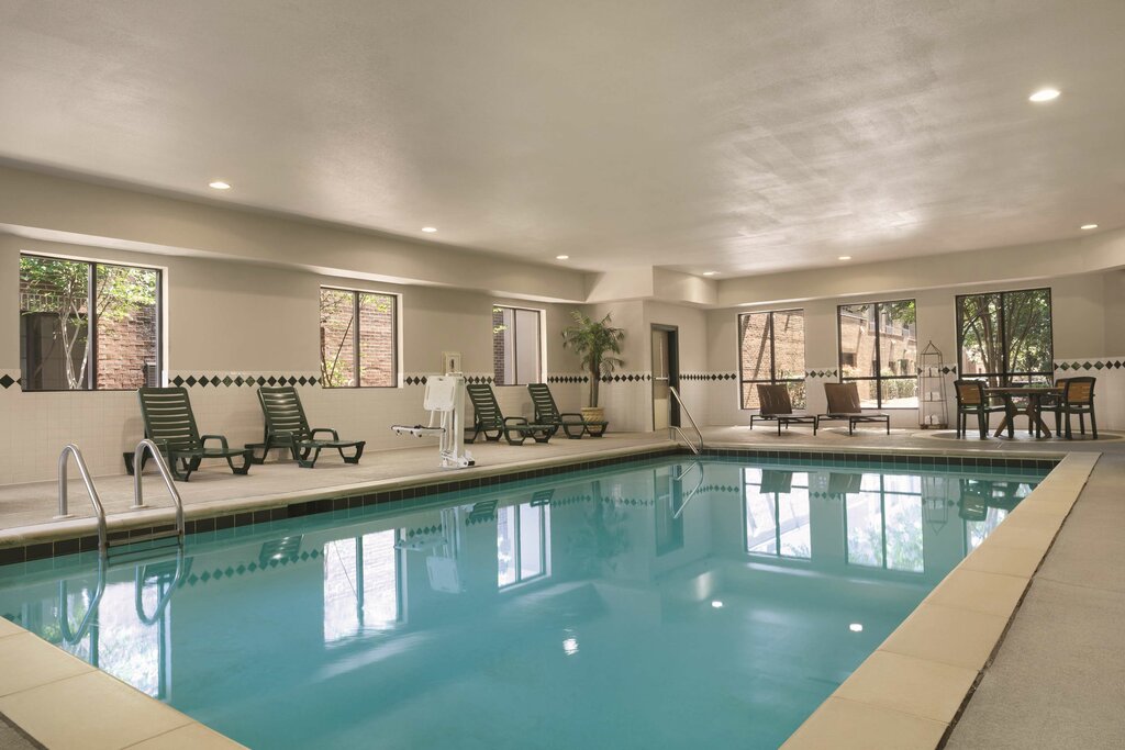 Otel Country Inn & Suites by Radisson, Morrisville, foto
