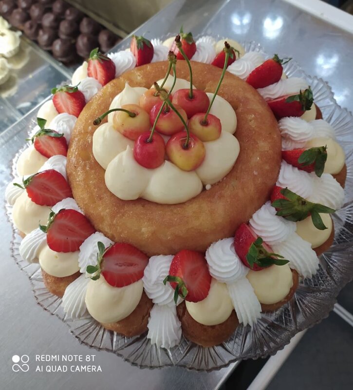 Ekmek fırını Pasticceria La Fornarina, Puglia, foto